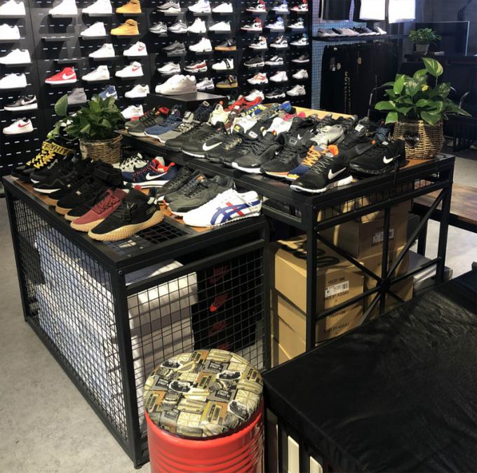 Retail Metal Wire Display Stands The Ultimate Solution for Your Product ...